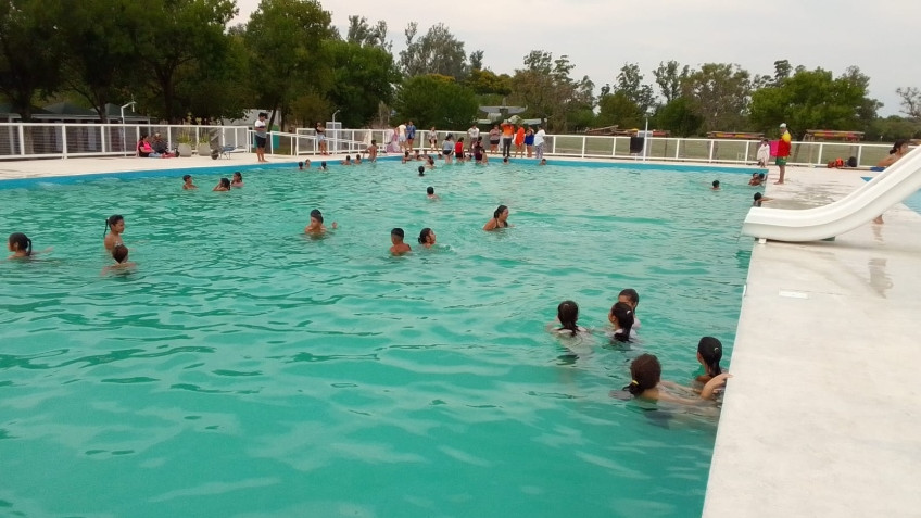 Más de 200 chicos de barrios del Este de la ciudad disfrutaron el ...